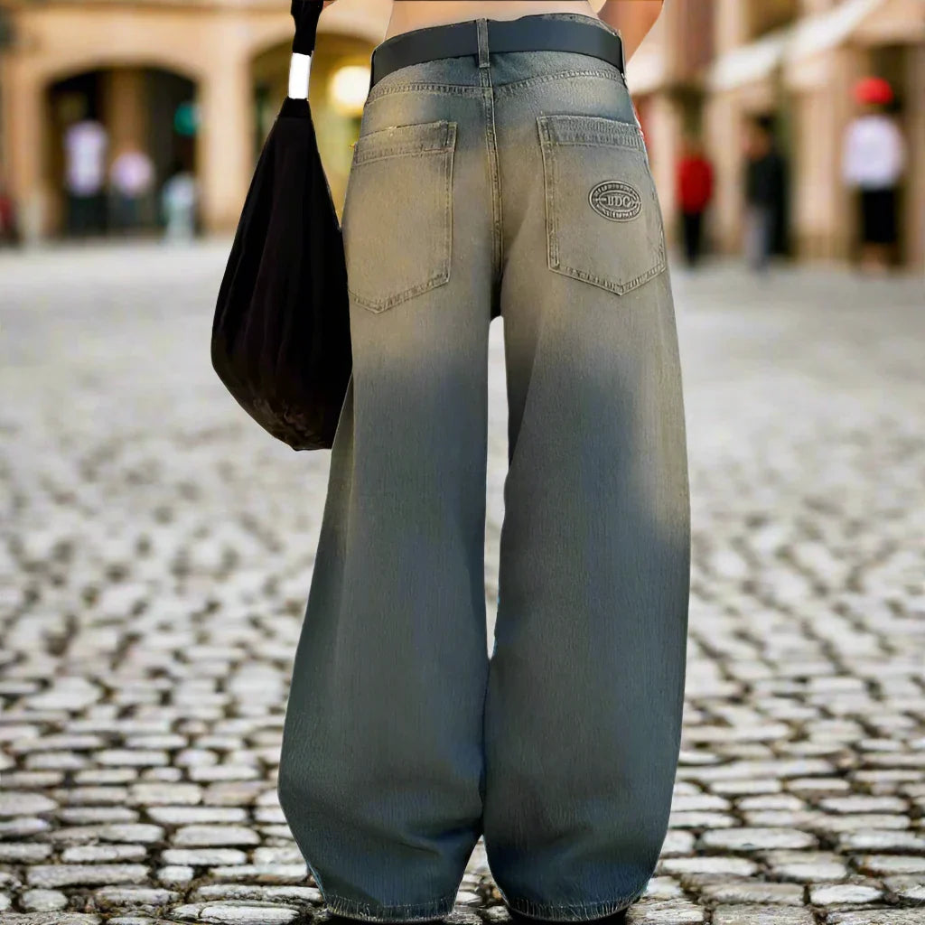 BOTTOMS – StreetWear Dreams